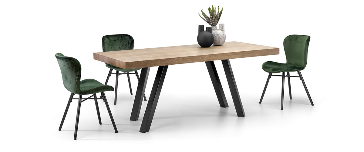 Alpine dining table | entos